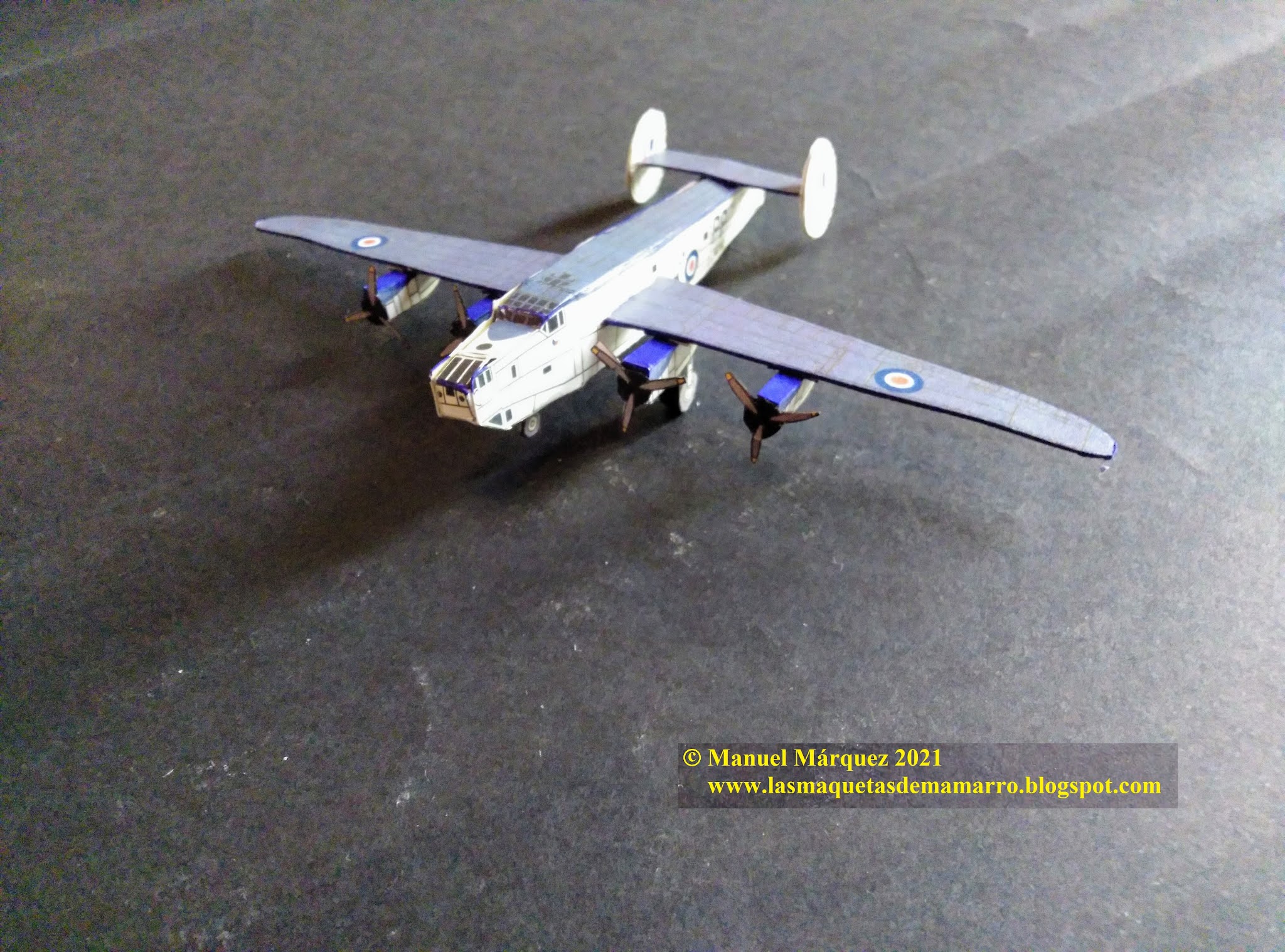 LAS MAQUETAS DE MAMARRO - PAPER MODEL: BOMBARDERO B-24 LIBERATOR ...