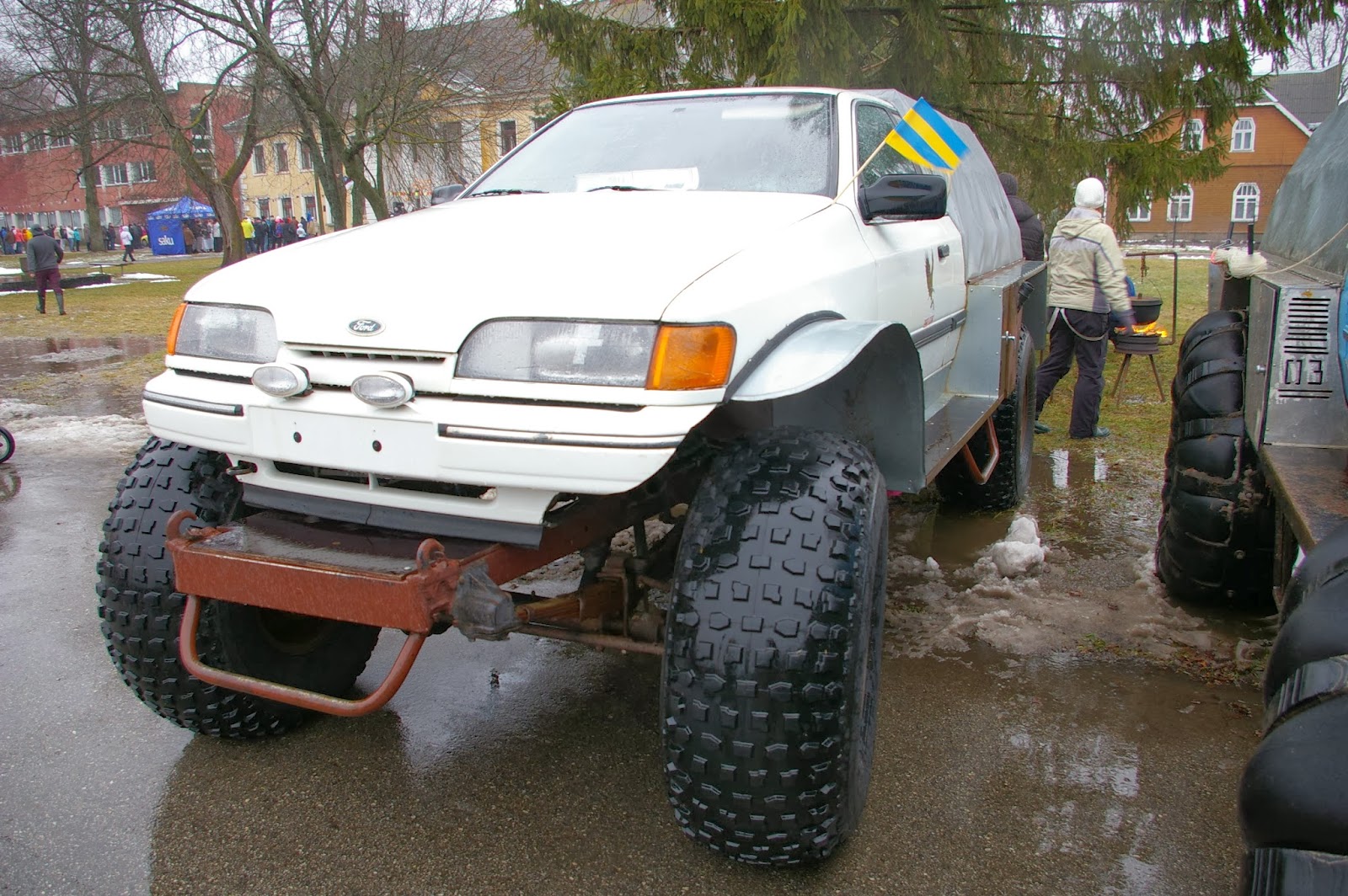 Eesti Stiil / Estonian Style: Weird and Beautiful Ice Vehicles