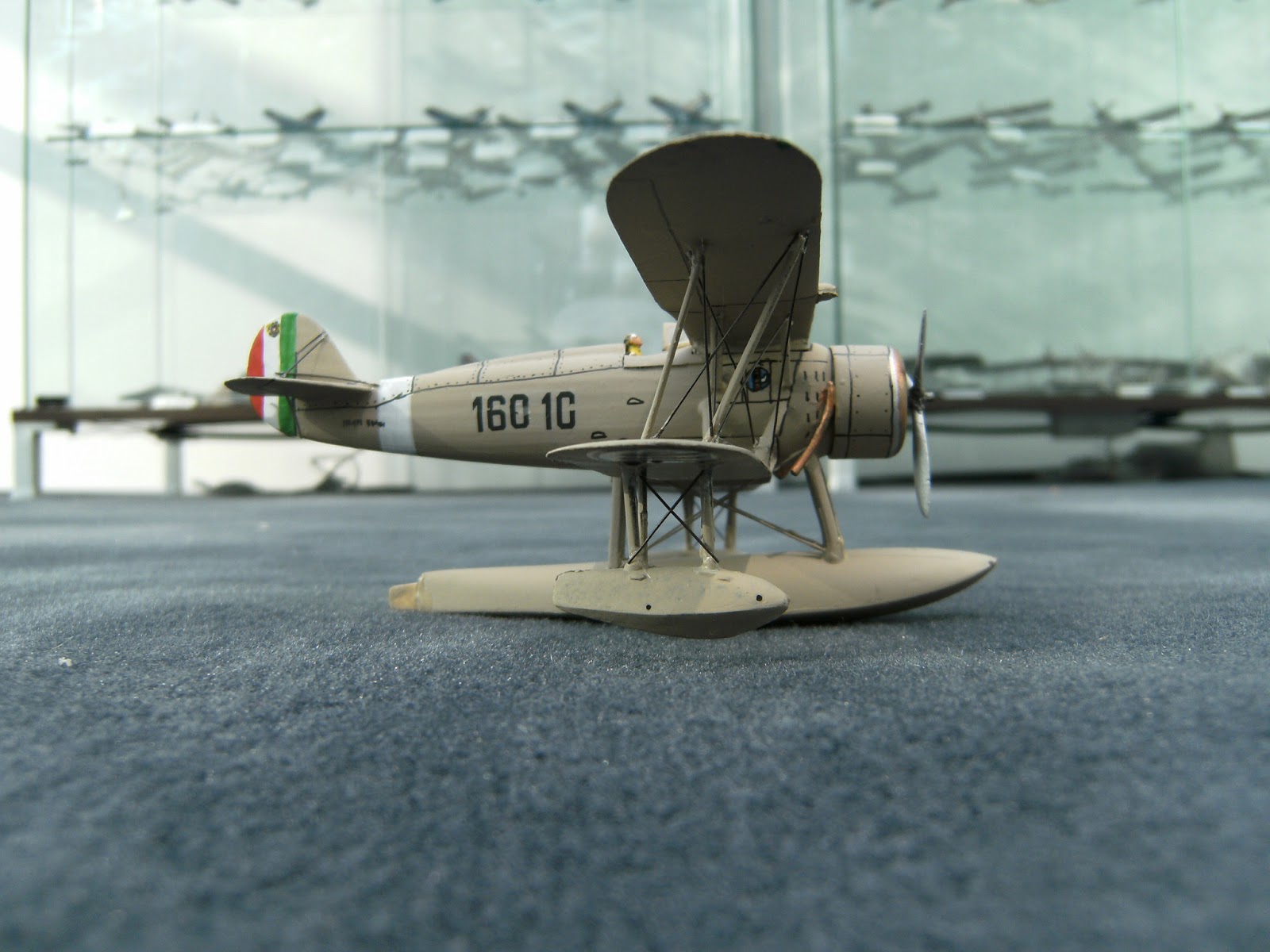 Happyscale-Modellbau: IMAM Ro.44 - The Eagles Talon Inc. resin-kit 1/72