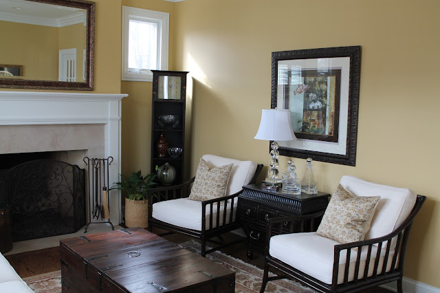Designing Domesticity: Reader Renovation: Living Room Rearrangement