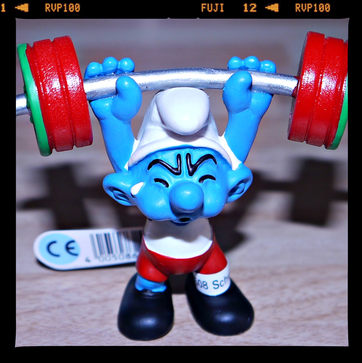 Inside the Wendy House: They're Getting Sporty in Smurf Land!
