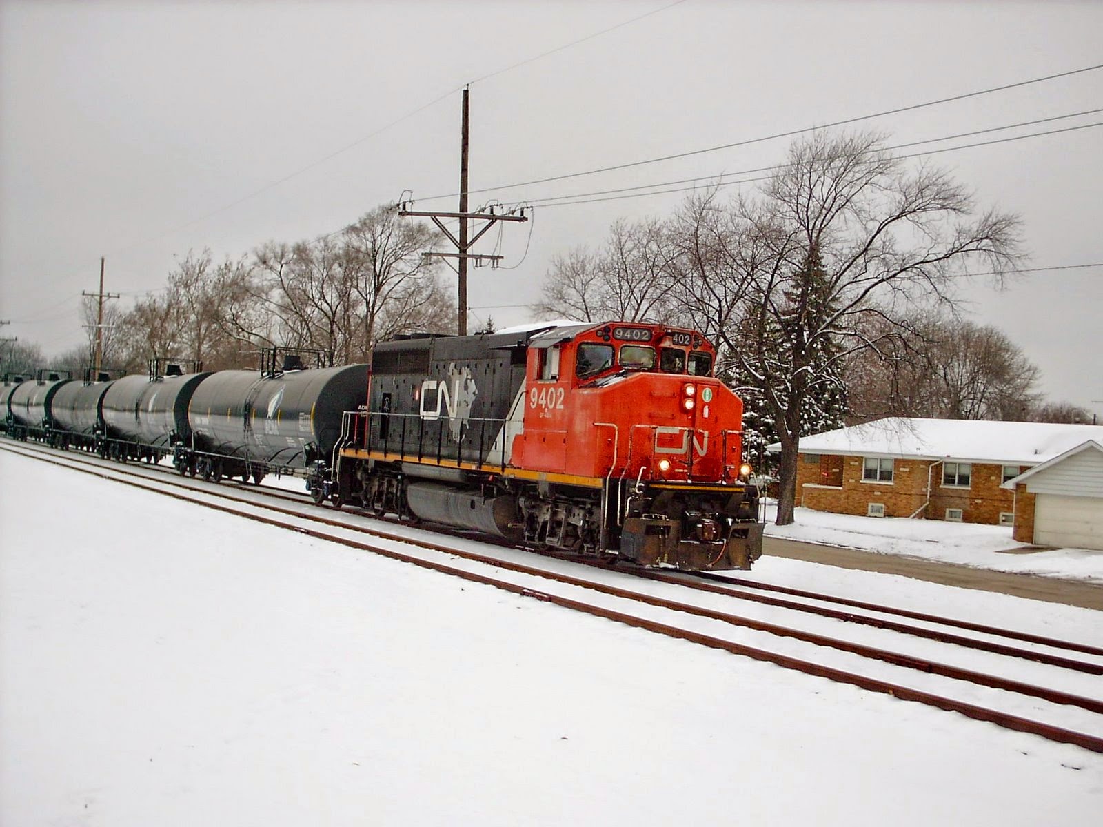 Eddie's Rail Fan Page: An eastbound Canadian National local freight ...