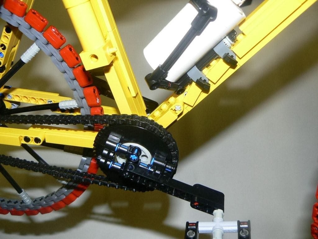 Green Bird: LEGO Bicycle