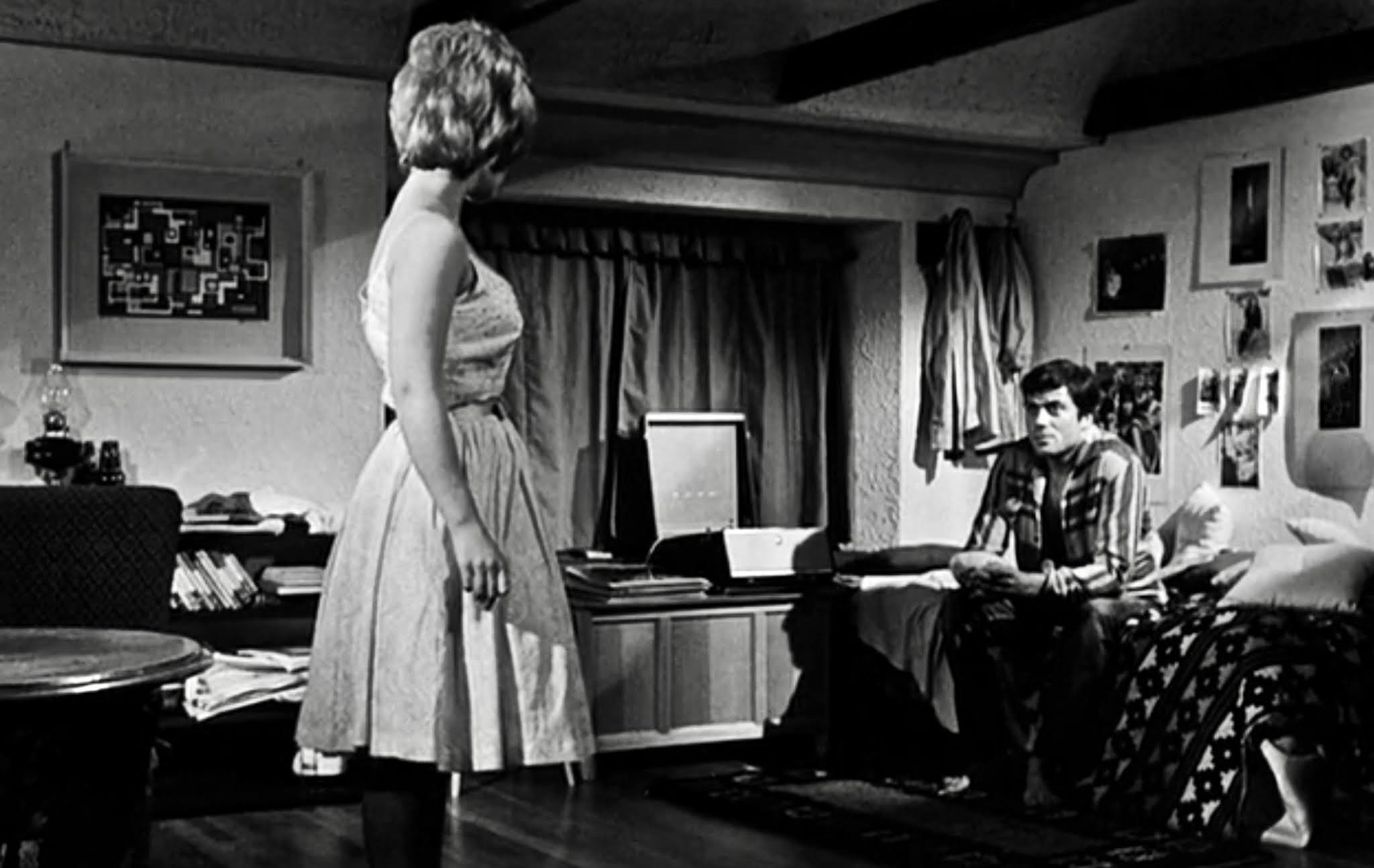 cult film freak: MICHAEL WINNER DIRECTS OLIVER REED RUNNING 'THE SYSTEM'