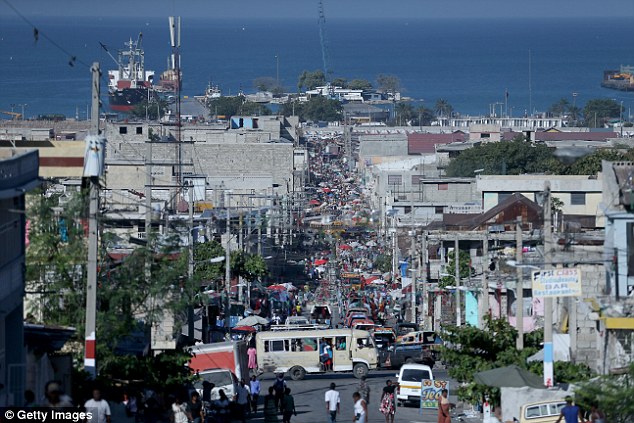 HAITI CONNEXION CULTURE: Port-au-Prince : la capitale aux 100 regards