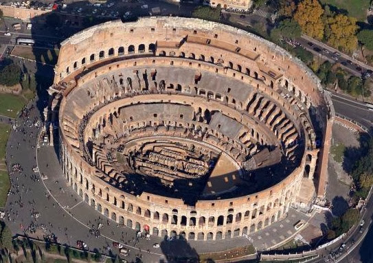 Hannah's Adventures in Europe: The Colosseum