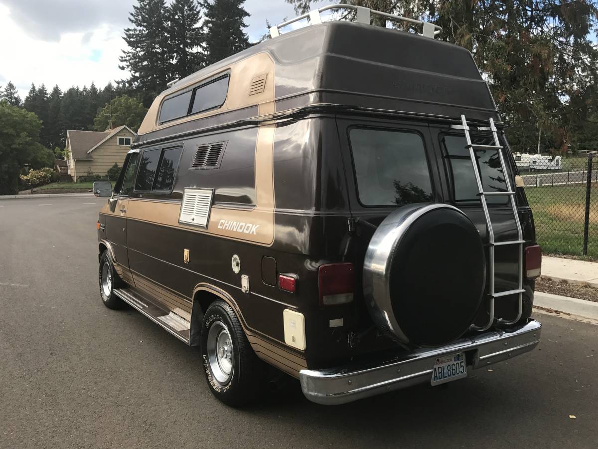 Out Of Step: 1987 chevy g20 Chinook motorhome - $6750