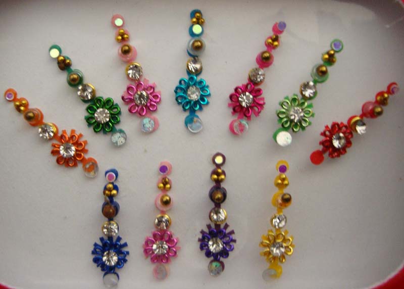 Latest Bindi Designs For Brides - Thetrendybride - All about bridal ...