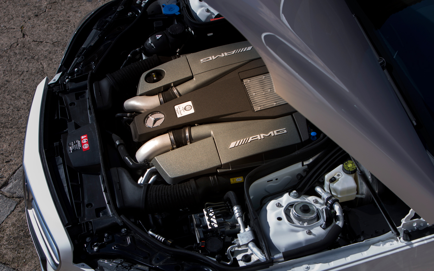 2014 Mercedes-Benz E63 AMG First Drive - Cars Magazine