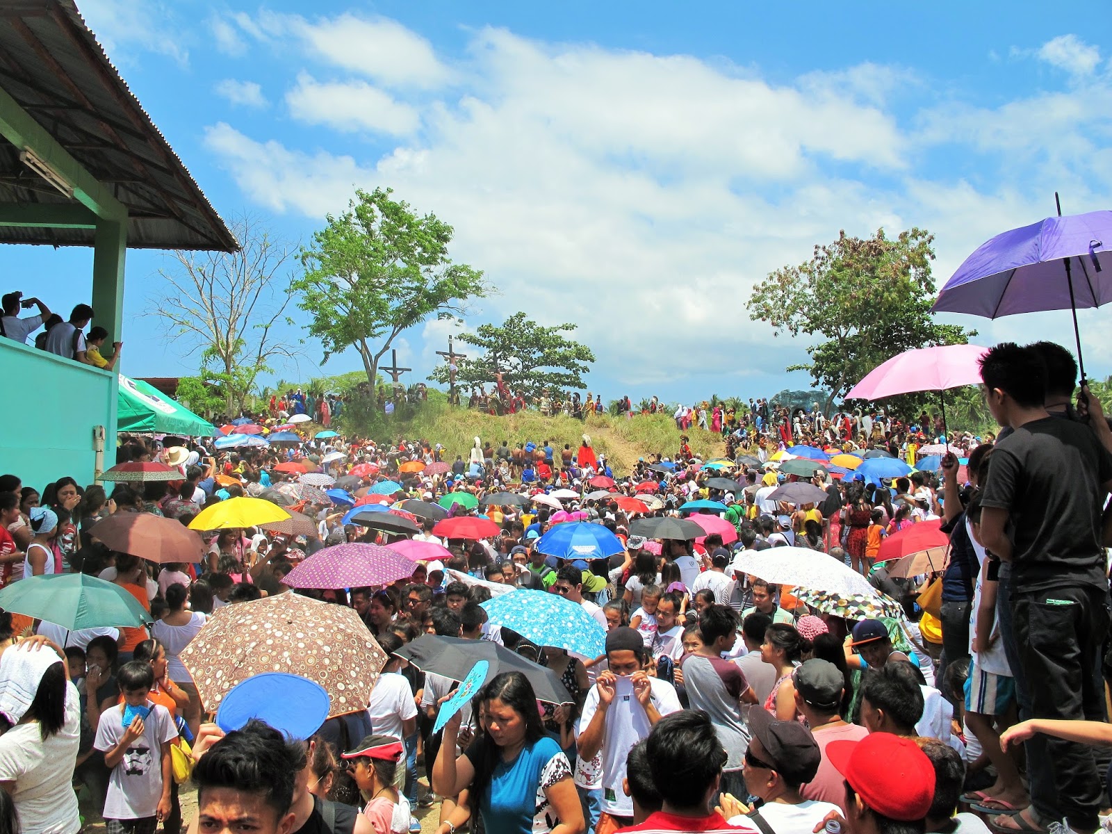 Gridcrosser: Customs, Costumes and Colors: The Moryonan of Marinduque ...