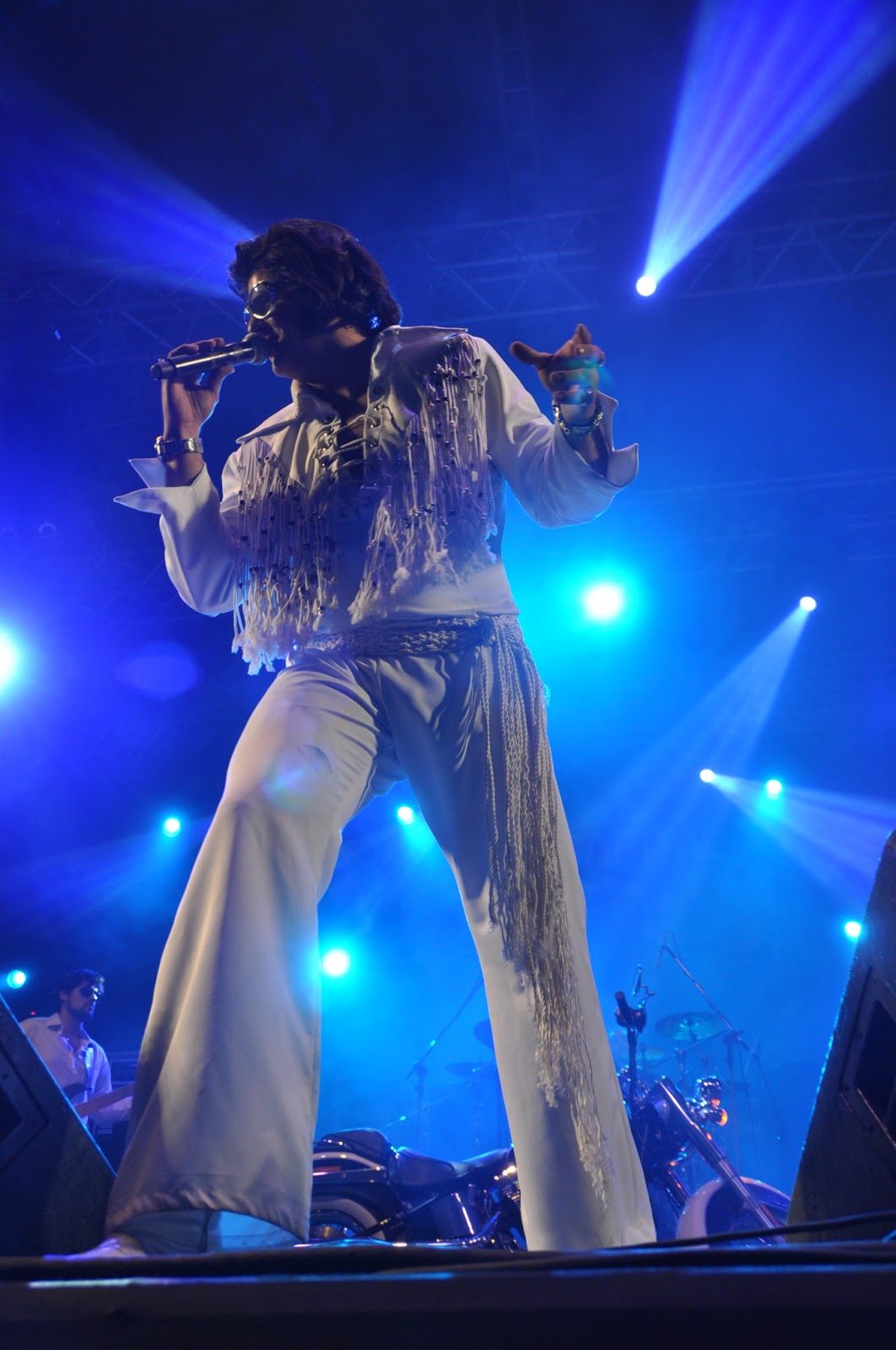 .: ELVIS BAND BRASILIA Atração é destaque no Brasília Moto Capital