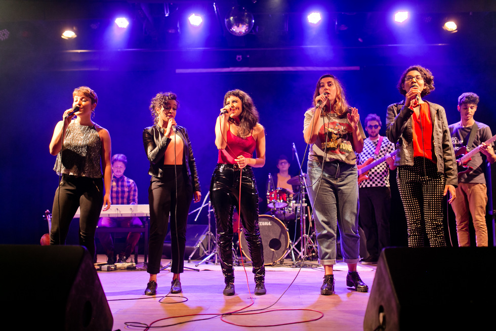 Izza - Cosmópolis - novembro 2018 ~ E P I F A N I A