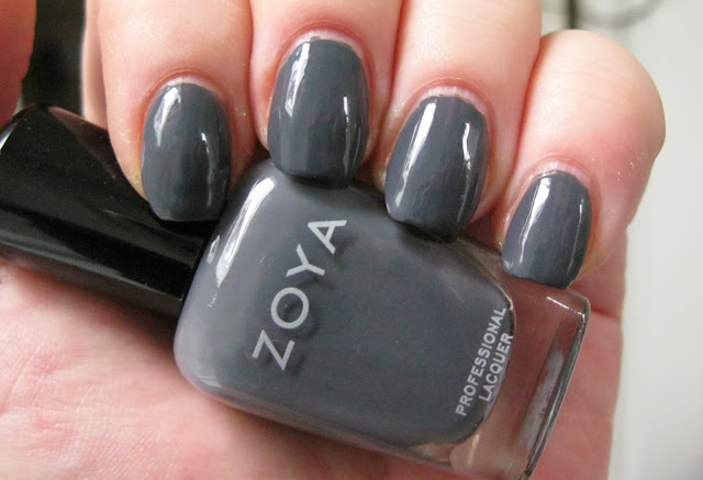Lacquer Slacker Liz: A Bevy of Zoya Swatches (picture heavy)