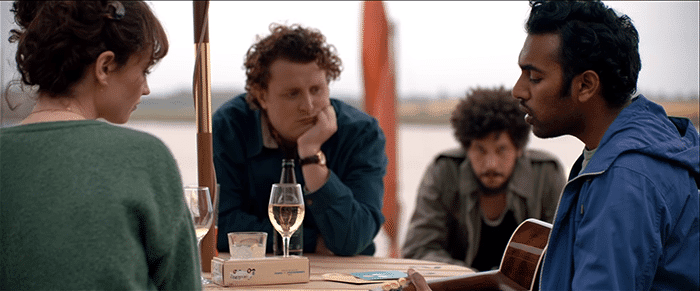 Yesterday - DVD, sofá e pipoca