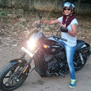 IndiaGirlsOnBike - Women Empowerment Of India: June 2016