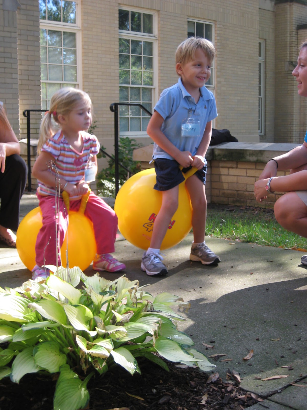 The Speech Garden Preschool: Bouncing Balls! So much fun!