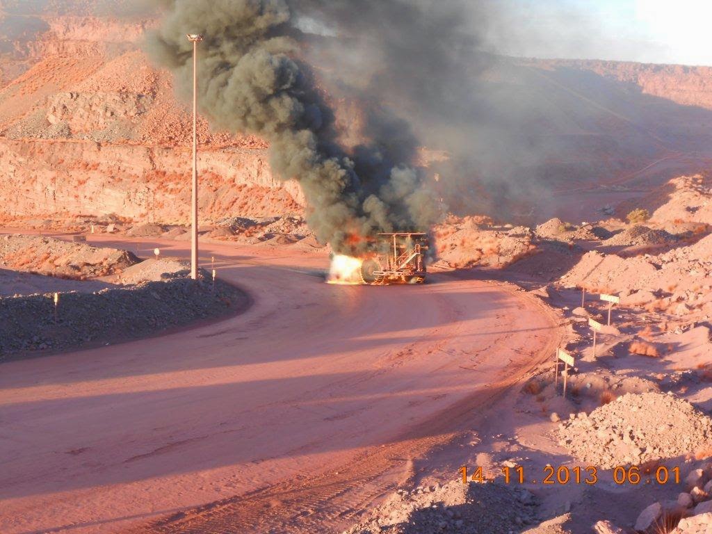 Mining Mayhem: Truck 525 is burning
