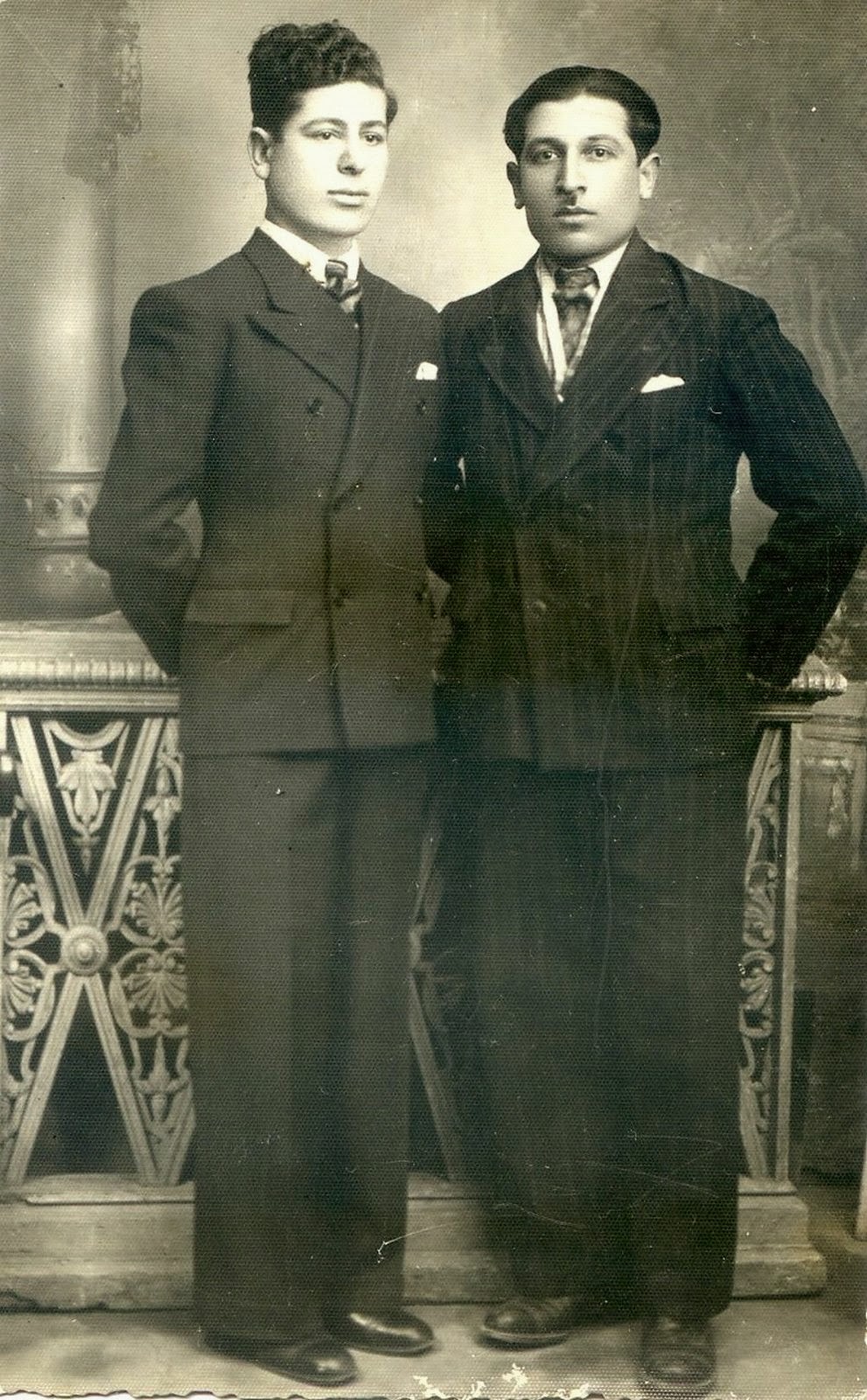 Aspundir: Turkish Portrait Photography - 1920-1930-s