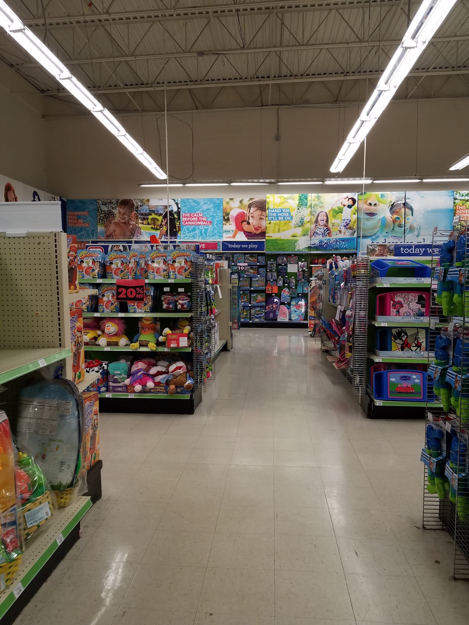 Toys R Gone... But the Food's Still Whole