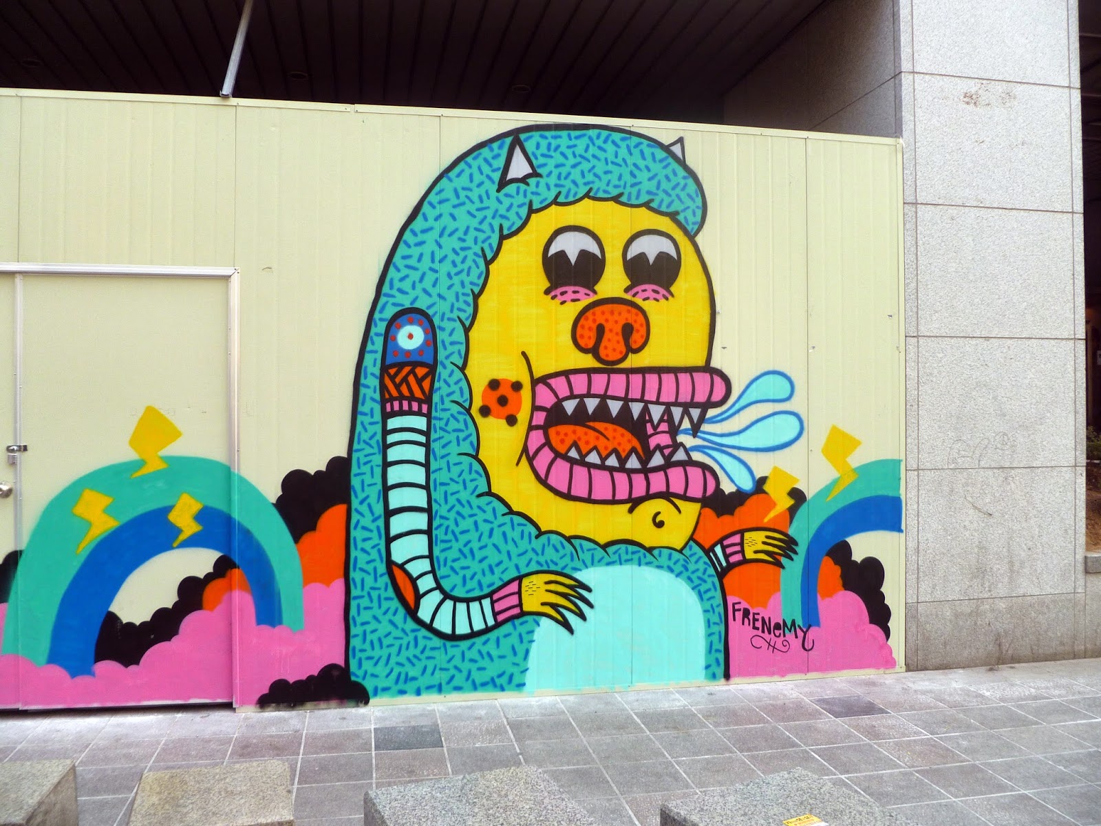 Kait, awake: Hongdae graffiti