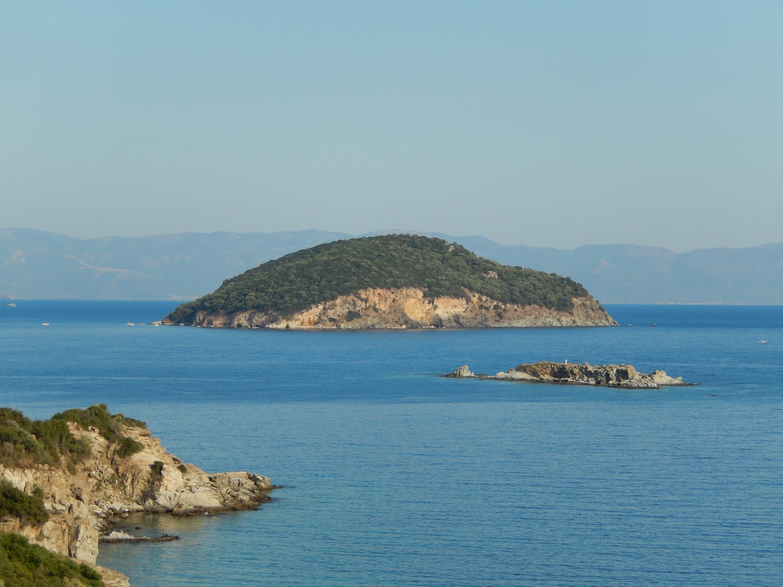 Idemo dalje: Nea Iraklica