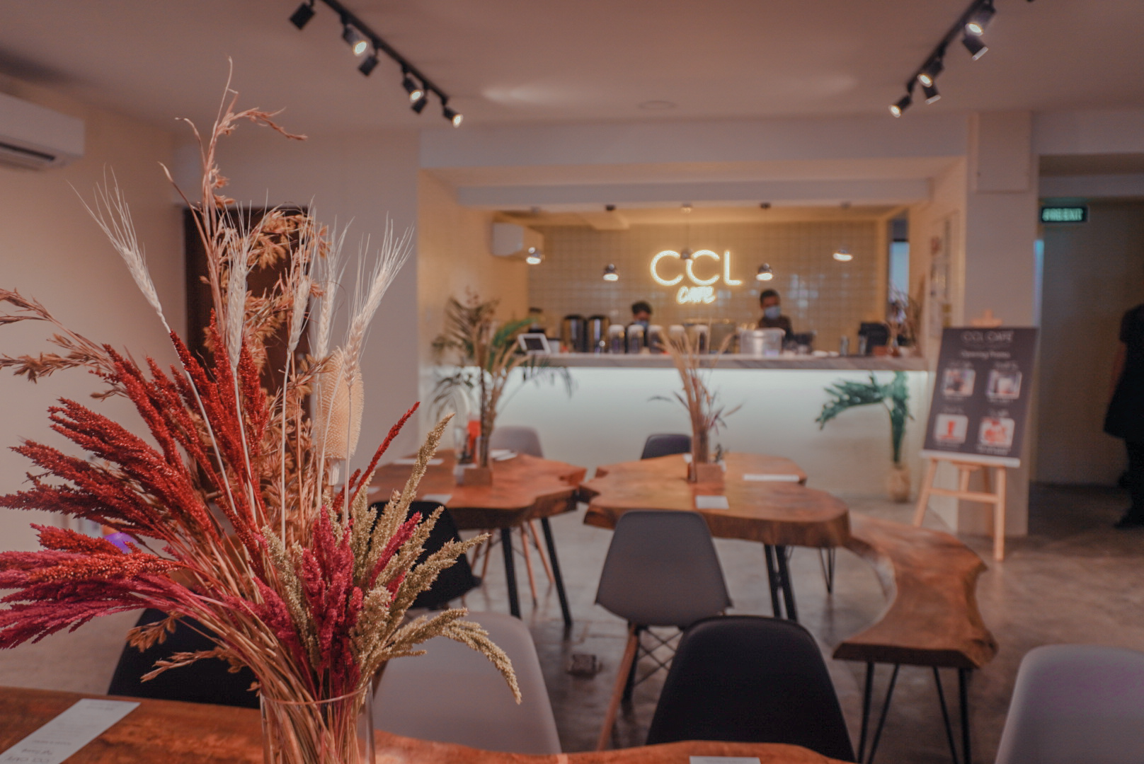 There's a new Rustic-Themed Cafe in Makati | CCL Cafe — Sweet ...