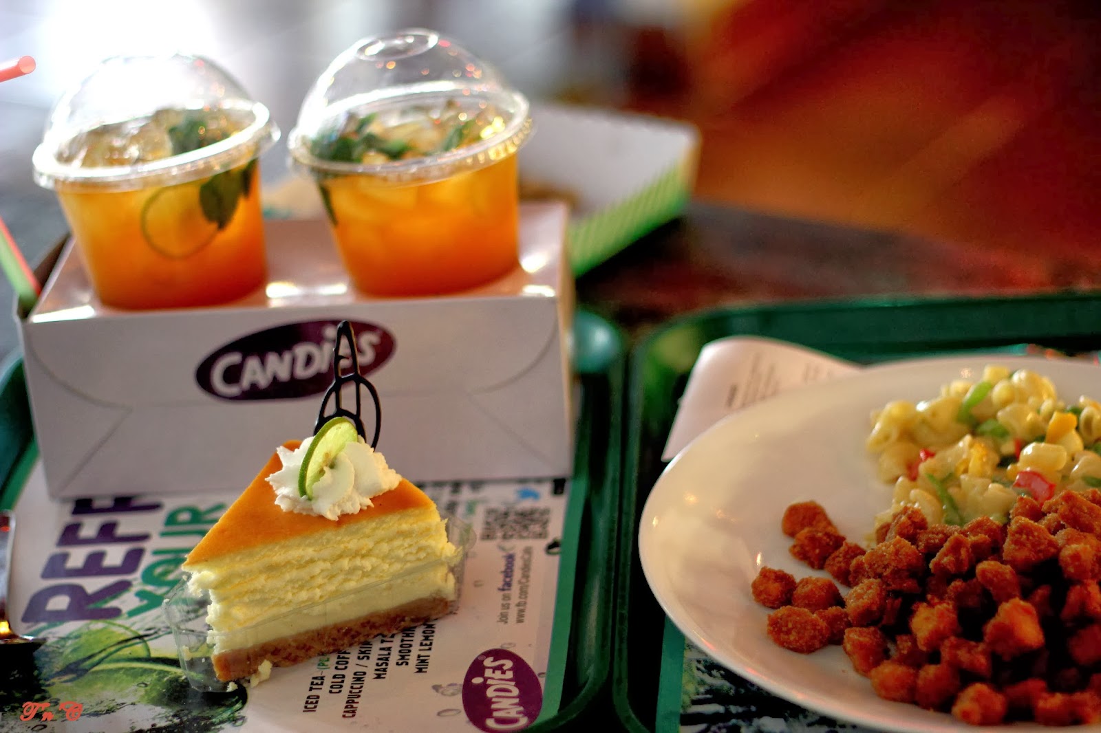 Traveledncaptured: Candies,Bandra(Mumbai)