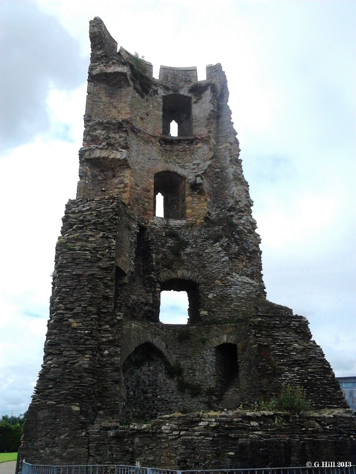 Ireland In Ruins: Ferns Castle Co Wexford