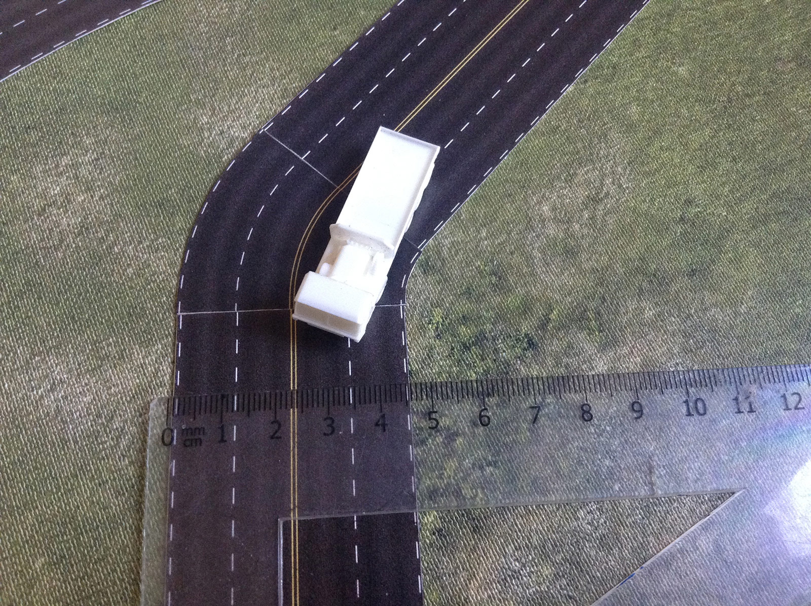 Wargame News and Terrain: WargamePrint: Modular Paper Modern Road 2D ...