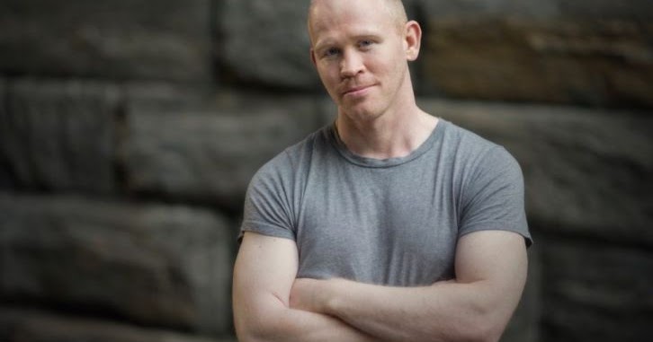 Batwoman - Season 2 - Alex Morf cast as Victor Zsasz