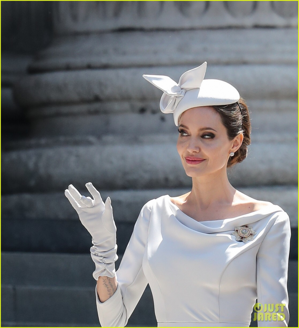 43살 안젤리나 졸리 클라스.jpg : MLBPARK