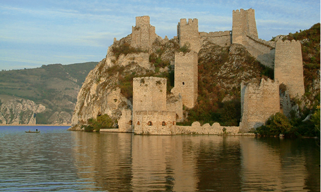 PUTOVANJA: GOLUBAČKA TVRĐAVA