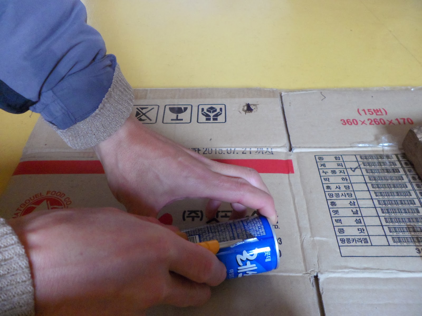 How to make the 'pop pop' boats' steam engine with an iron can ...