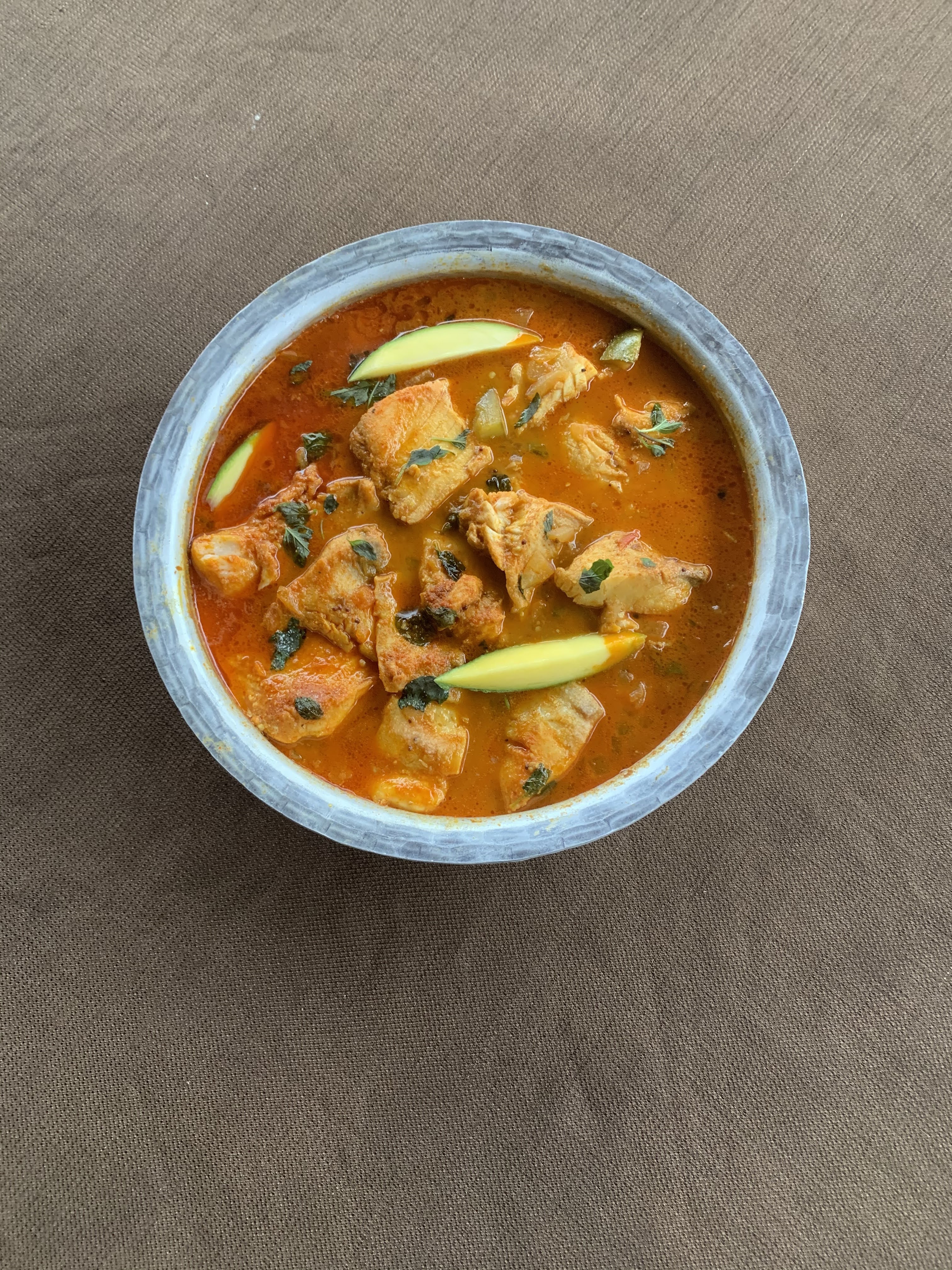 Yum! Yum! Yum!: Mamidikaya Chepala Pulusu ~ Fish Stew with Raw Mango ...