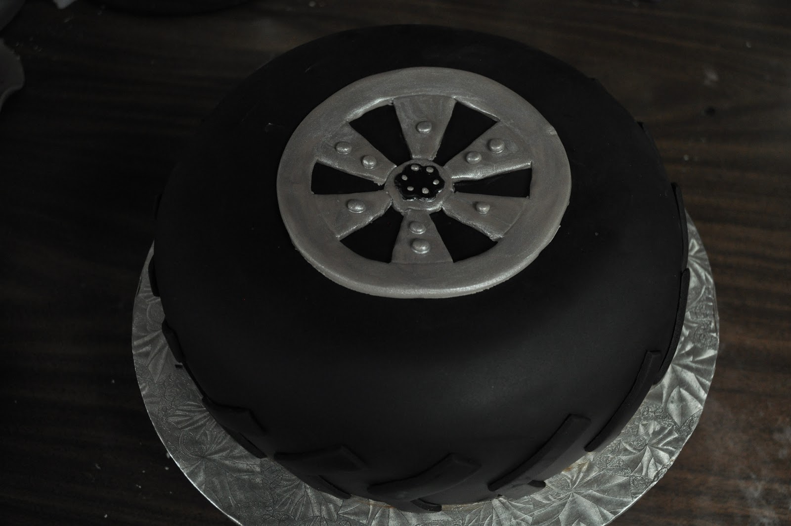 Fresh From The Oven: Spare Tire Cake