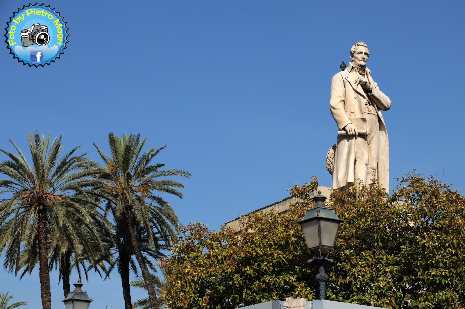Italia in Photo : Palermo. Piazza Politeama.
