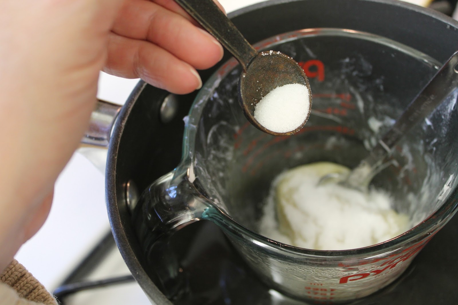 My Creative Mommy: Making Your Own Bubble Gum!
