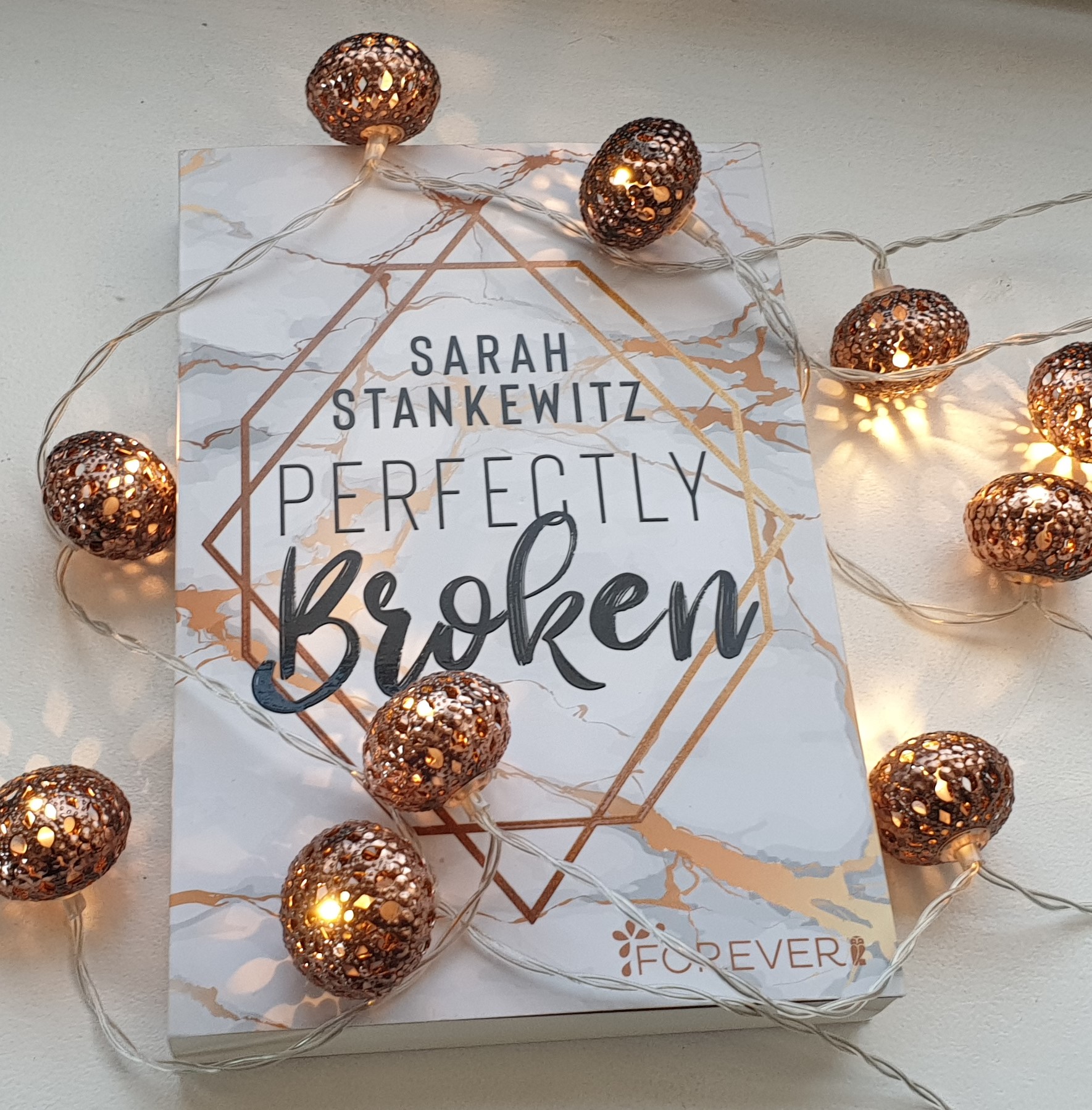 Evas Lesezeit: Rezension: Sarah Stankewitz - Perfectly Broken