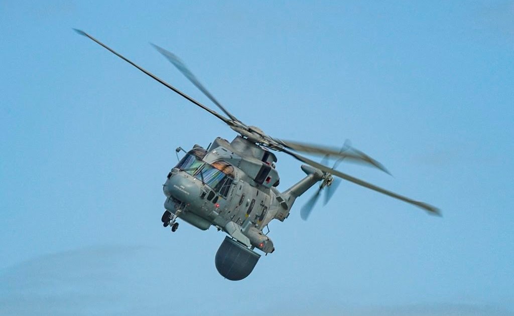 GBN Defense - A informação começa aqui: Merlin Mk2 Crowsnest - HMS ...