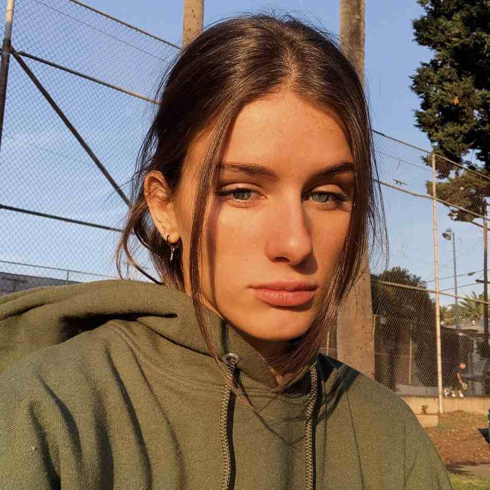Olivia Rouyre Wiki, Biography, Age, Boyfriend, Facts and More