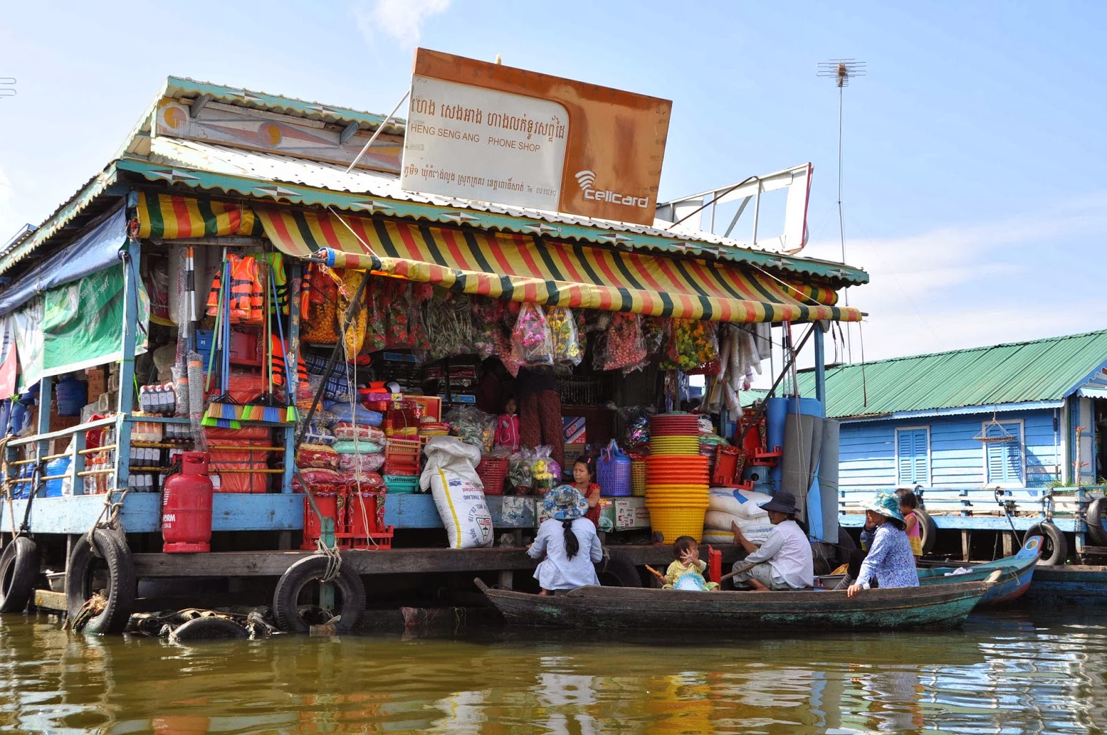 Cambodge, Laos, Vietnam - Ouest Américain (2014): Le village flottant ...