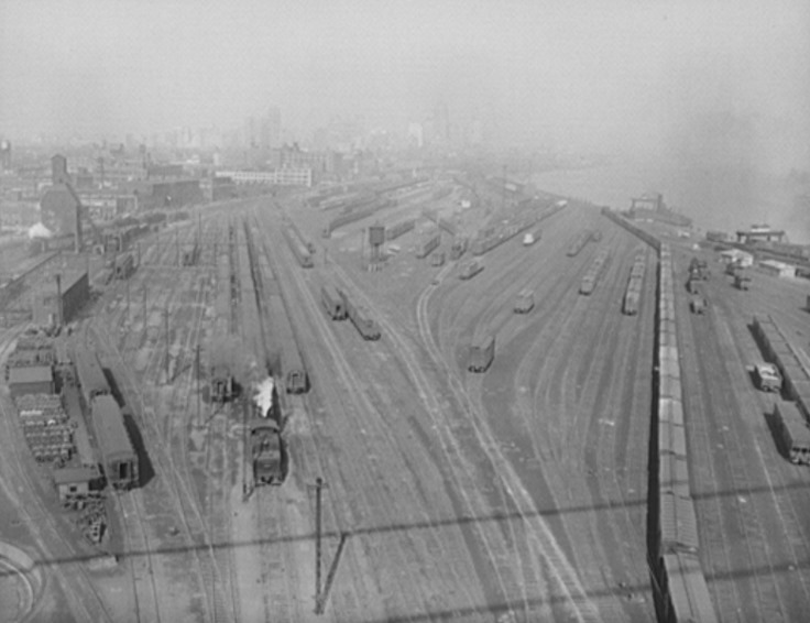 Towns and Nature: Detroit, MI: Riverfront Railroad Yards