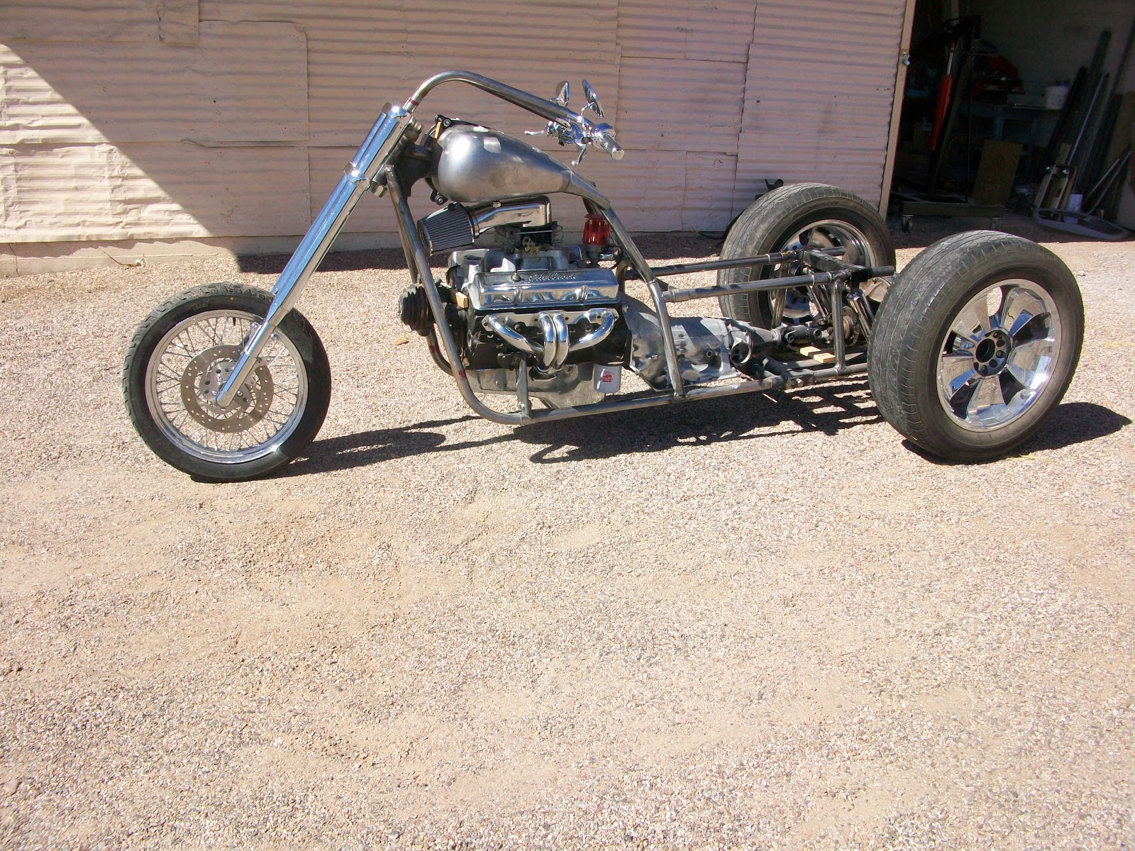 V-8 Trike