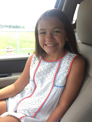 Trendy Mindy and Her Loves...: 6th Grade Here Hadlee Comes