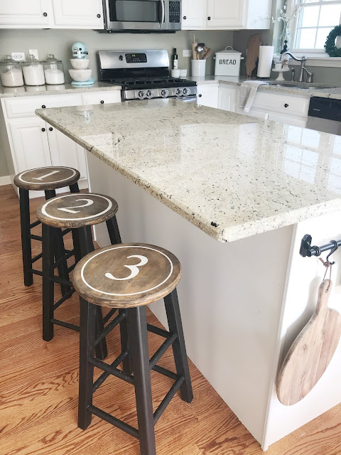 DIY Farmhouse Style Bar Stools | R&R at home