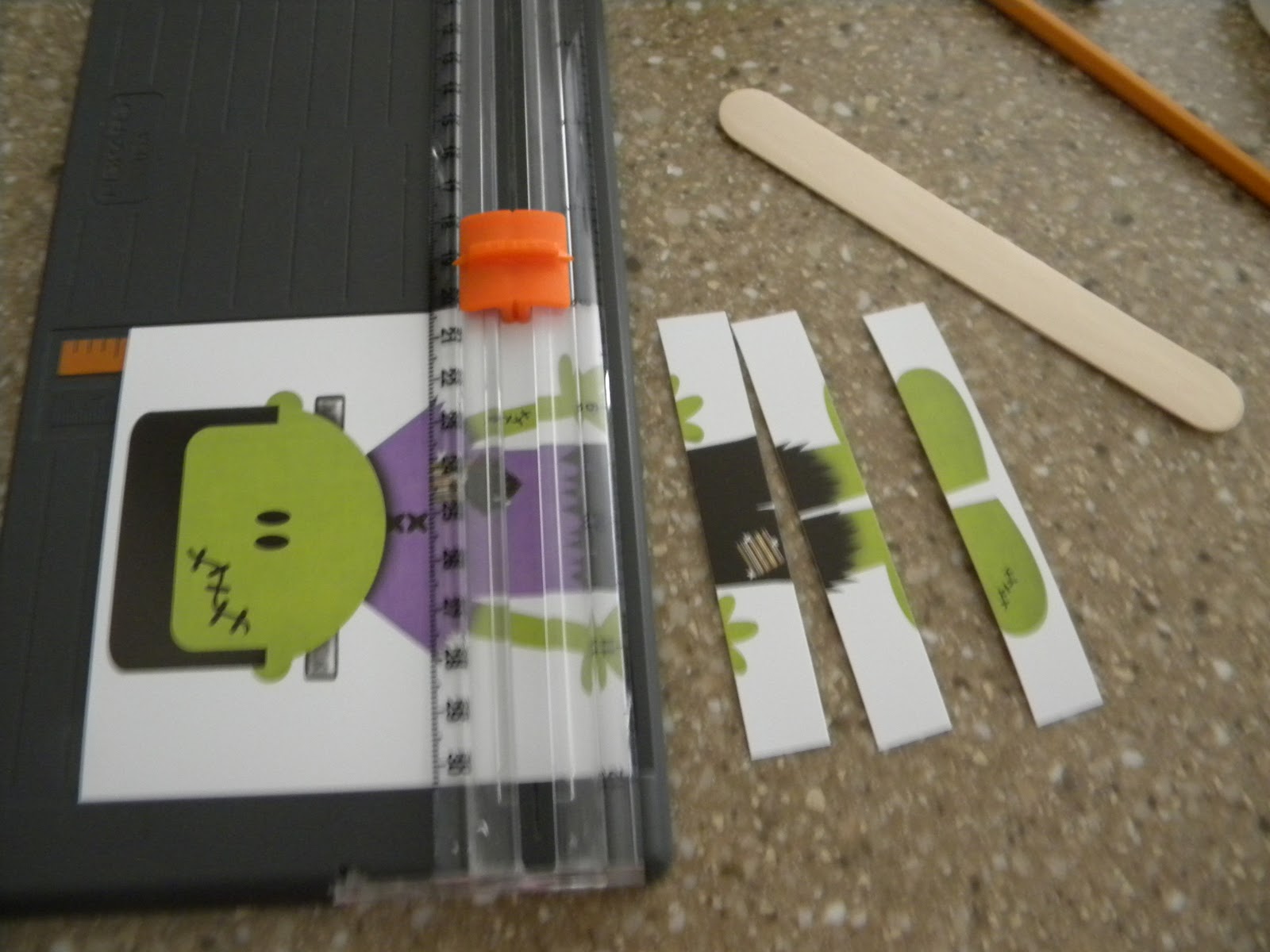 FlipChick Designs: Popsicle Stick Puzzles Tutorial