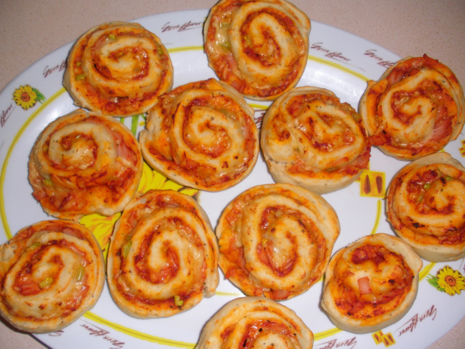 Come to cook: Ρολακια πιτσας
