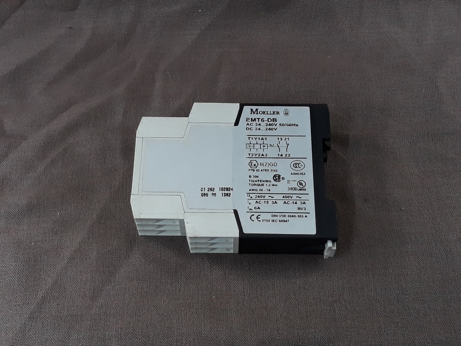 MOELLER EMT6-DB THERMISTOR OVERLOAD RELAY