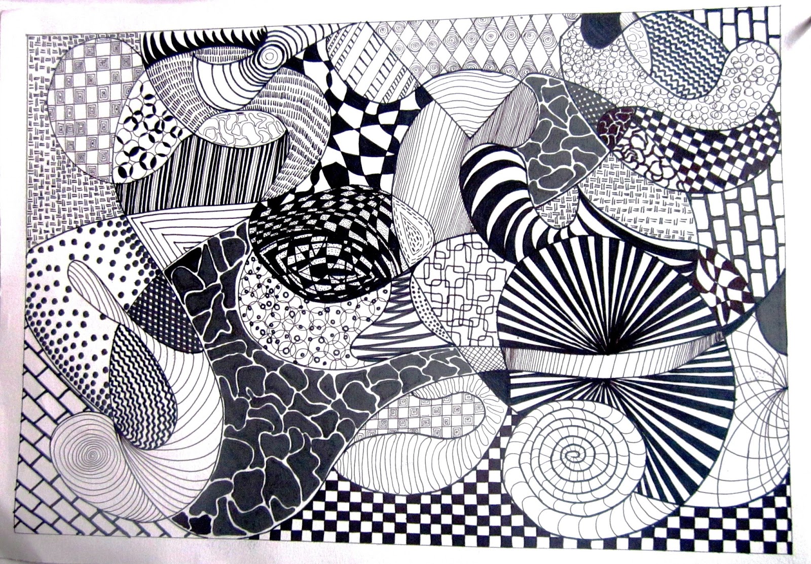 ARQ AND DESING : COMPOSICIÓN DE LINEAS