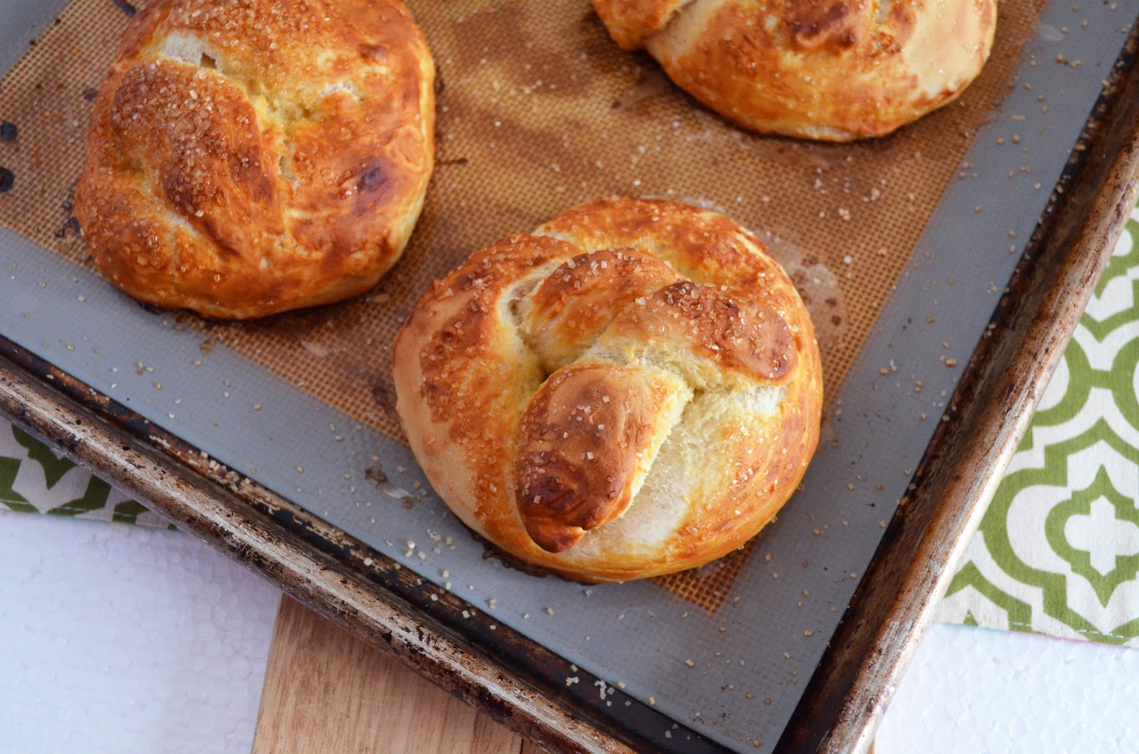 Our Beautiful Mess: Jumbo Mall-Style Soft Pretzels